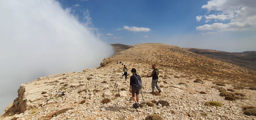 Daher El Qadib – Knisset El Rab(Dahr El Jerd) Trail - The Mountains ...